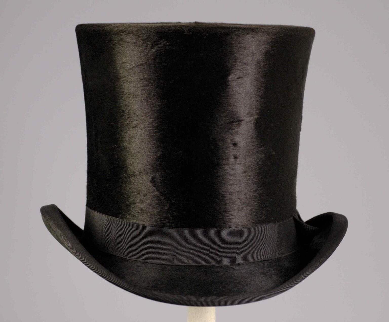Headgear, A Style Statement And Much More Art